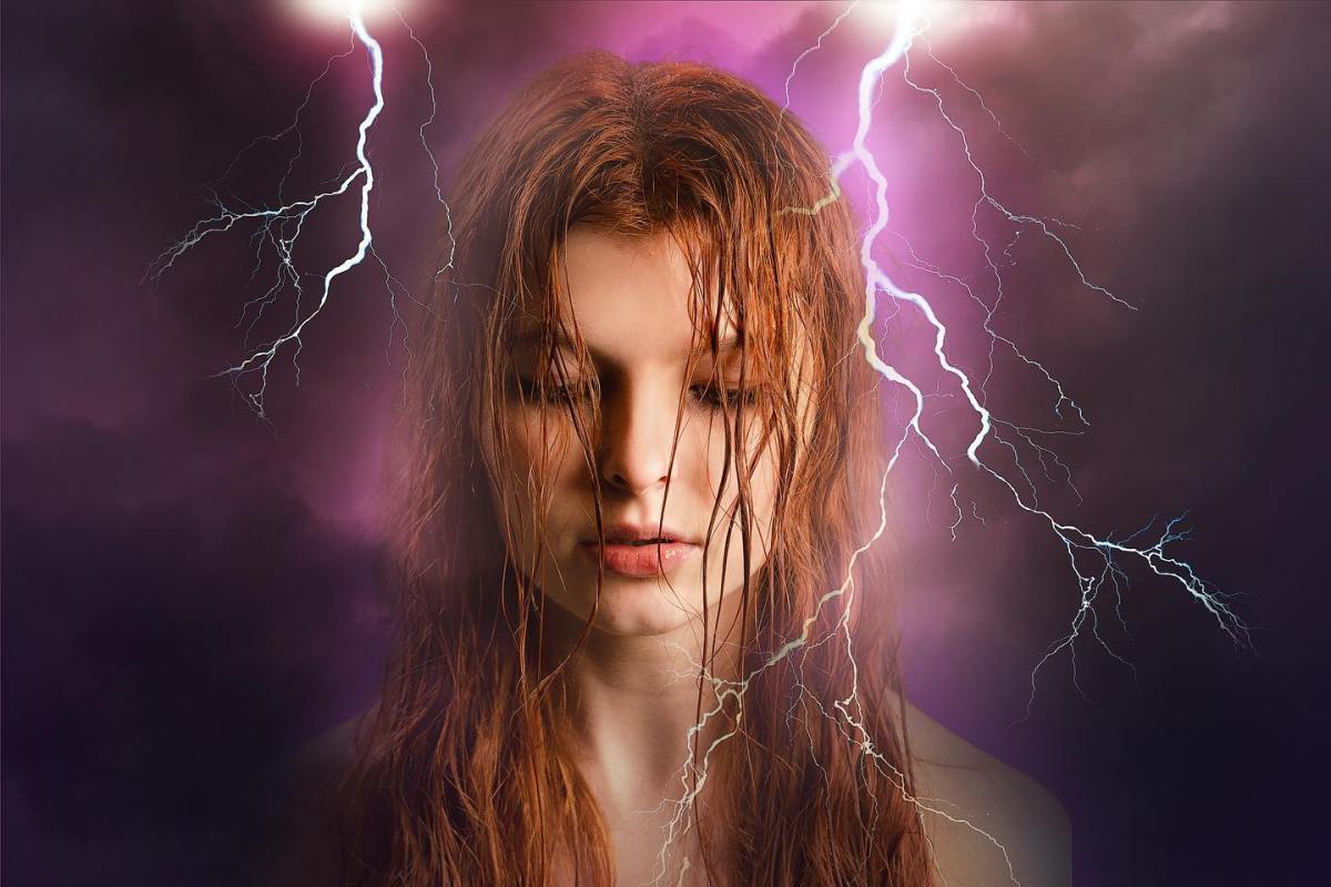 REVIEW: Caitlin Mae Releases The Heartfelt Country Single “Seasons ...