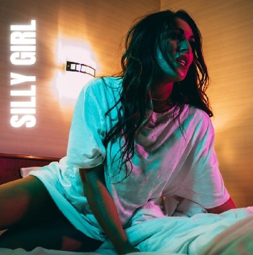INTERVIEW: Grace Parry Discusses The Release Of The Empowering Single ...