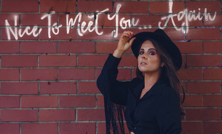 RELEASE: Lisa T Reaches Top 10 In UK Country Chart With Debut Album ...